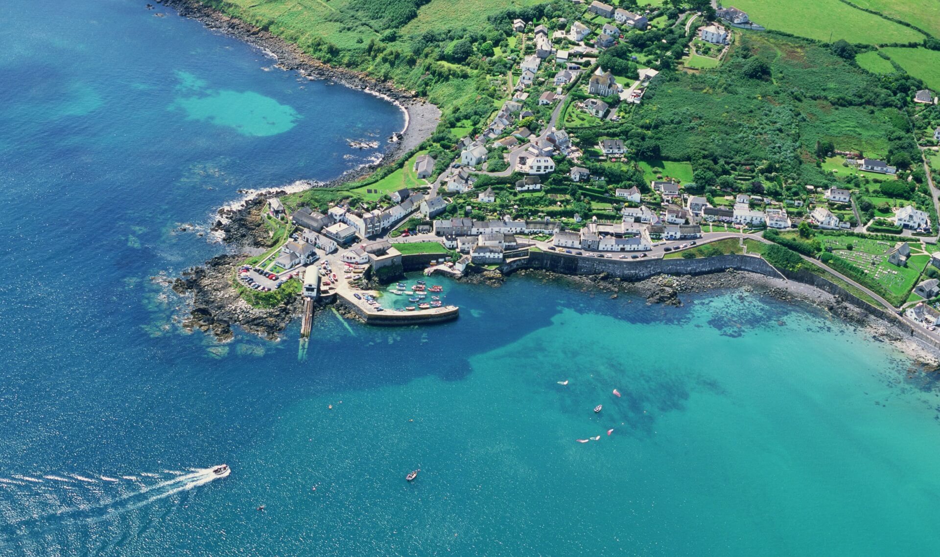 Luxury Self Catering Holiday Cottages in Coverack | Perfect Stays