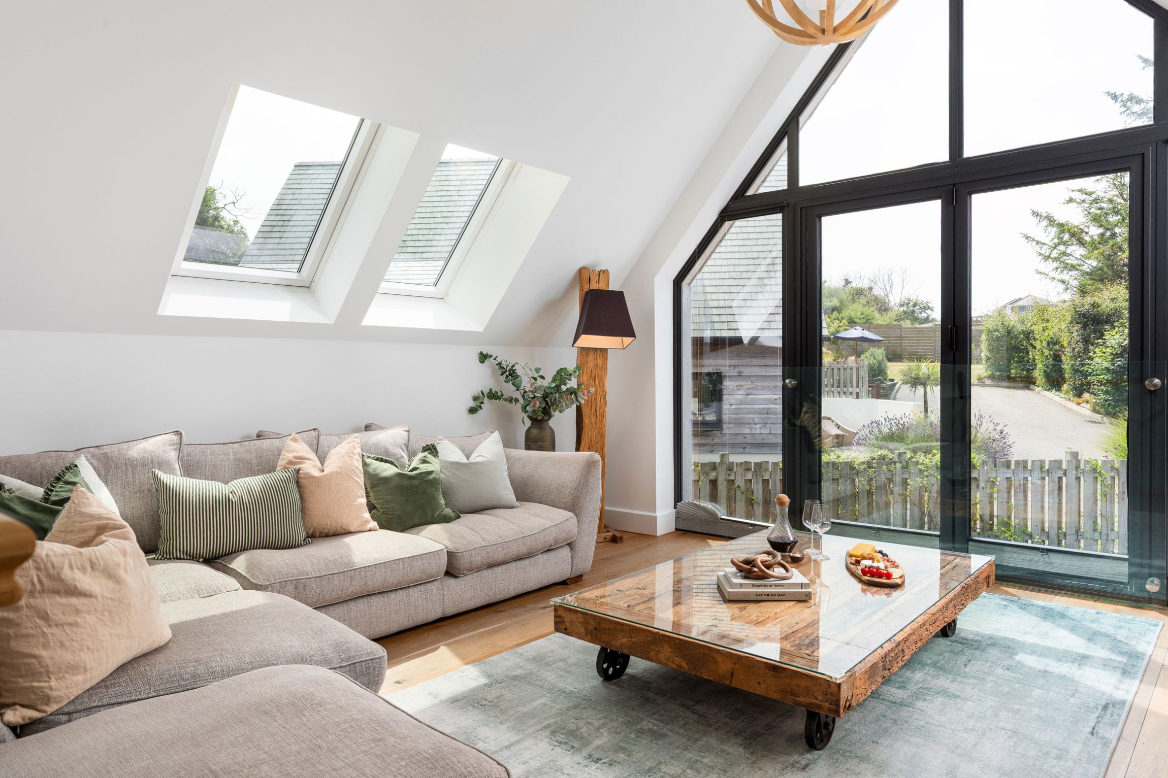 Longships, Harlyn Bay | Perfect Stays