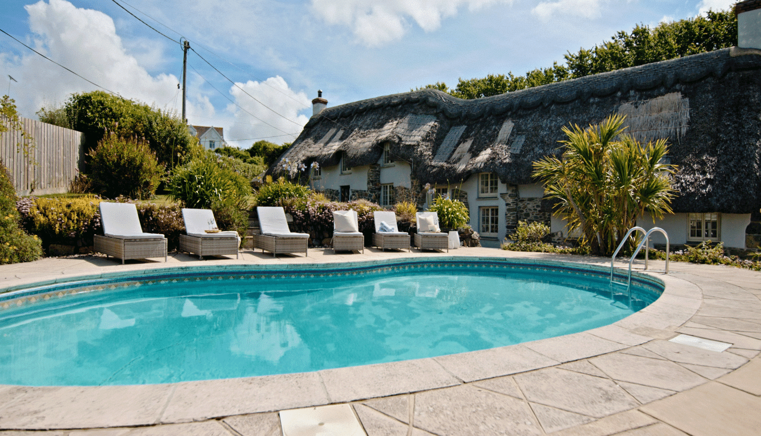 Laflouder Thatch, Mullion, Cornwall | Perfect Stays