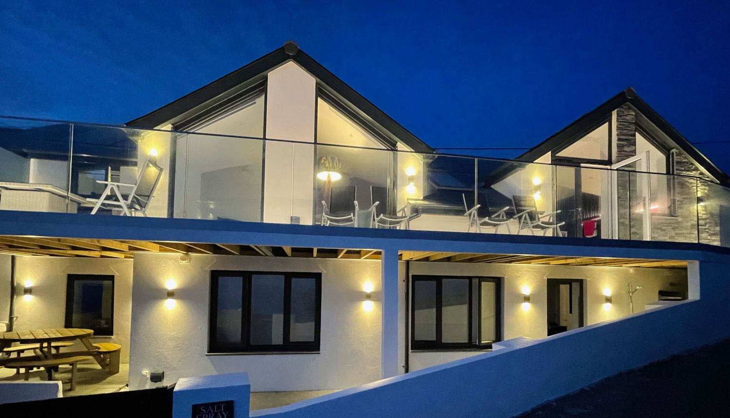 Salt Spray, Porthleven, Cornwall | Perfect Stays