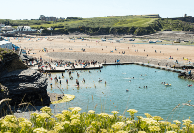 Cornwall's best tidal pools: 12 seaside swimming spots | Perfect Stays