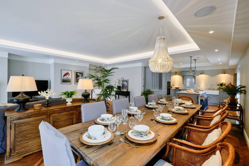 Eating in: the essential guide to in-house dining - Perfect Stays