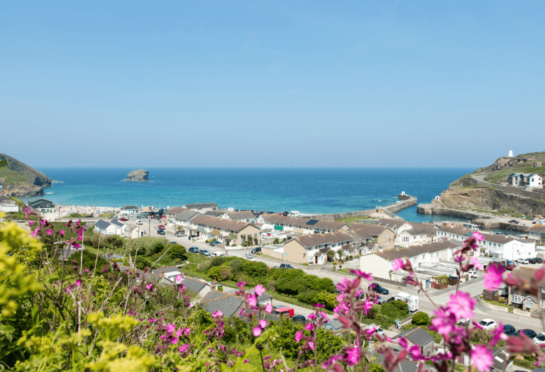 Cornwall's best tidal pools: 12 seaside swimming spots | Perfect Stays