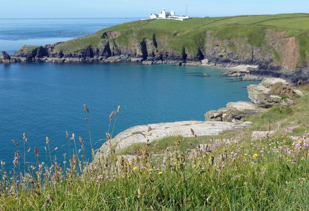 Hidden beaches & secret coves in Cornwall & Devon | Perfect Stays