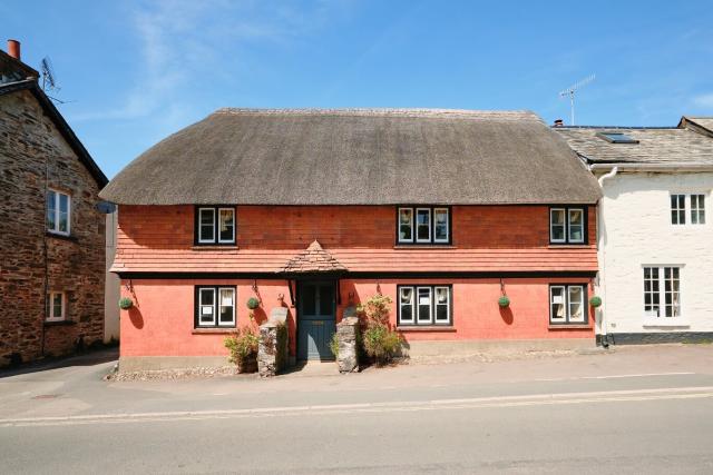 Exploring the gateway to Somerset: your Dulverton guide - Perfect Stays