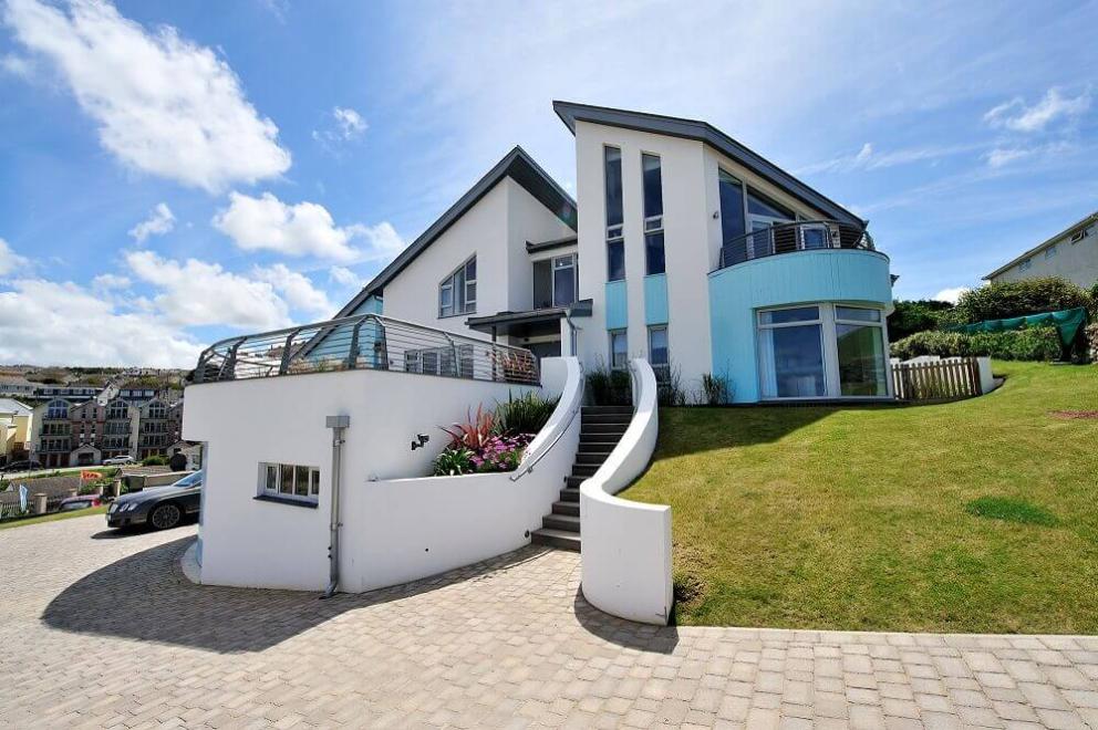 Sea House, Porth, Cornwall | Perfect Stays
