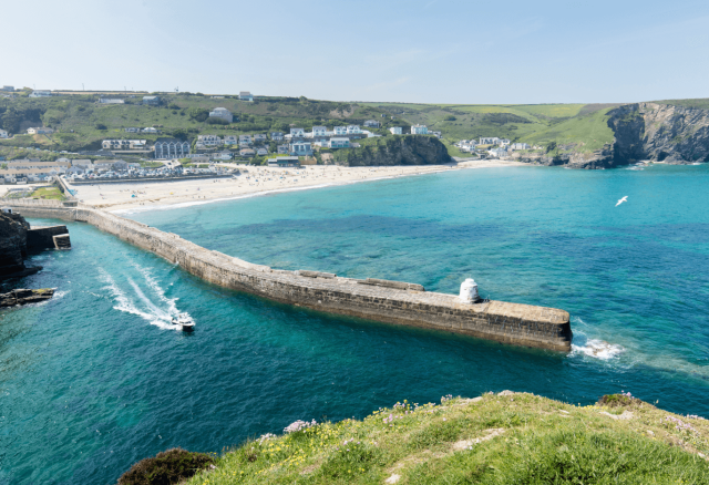 Cornwall's best tidal pools: 12 seaside swimming spots | Perfect Stays
